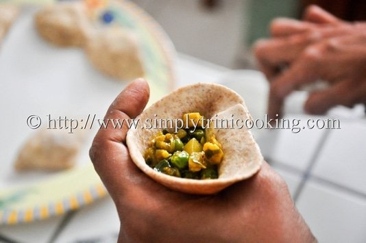 Simpley Delicious Vegetable Samosas : A Simple but Awesome Treat
