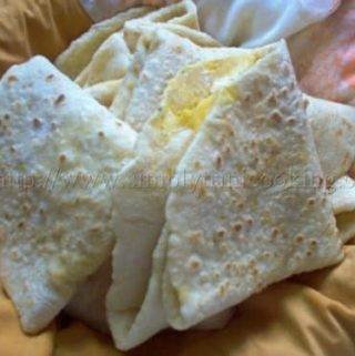 Create an Exquisite Lunch with Dhal Puri Roti