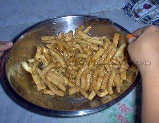 A Crunchy, Flaky Kurma